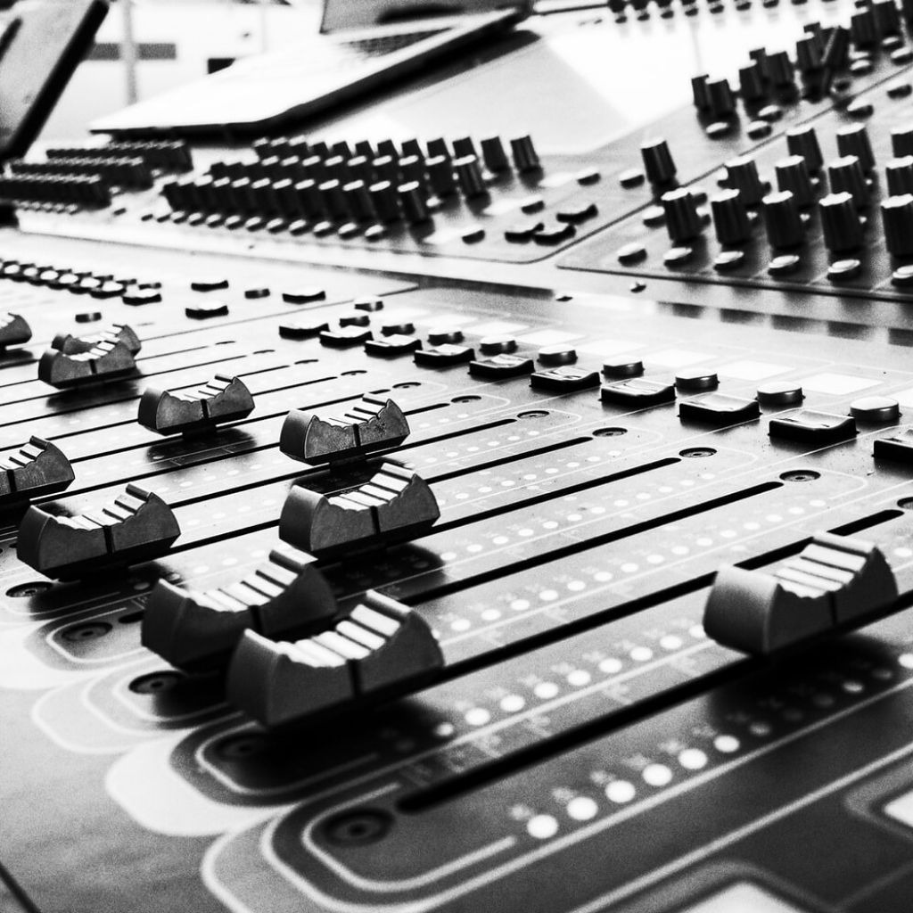 Mixing Desks – Sound Empire Hire